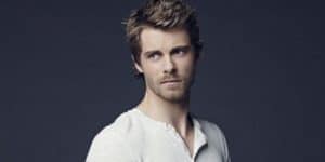 Luke Mitchell - Biography, Height & Life Story | Super Stars Bio