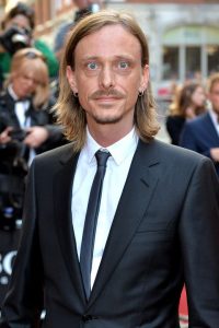 Mackenzie Crook - Biography, Height & Life Story | Super Stars Bio