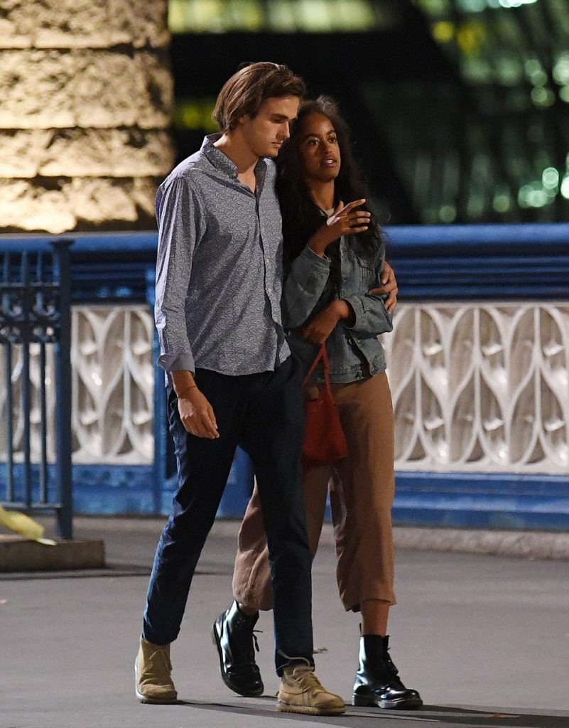 Malia Obama - Biography, Height & Life Story | Super Stars Bio
