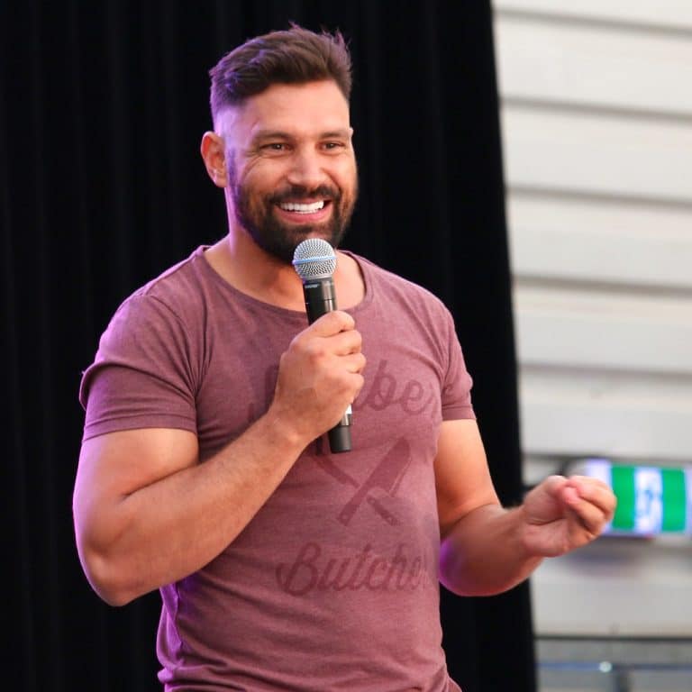 Manu Bennett - Biography, Height & Life Story | Super Stars Bio