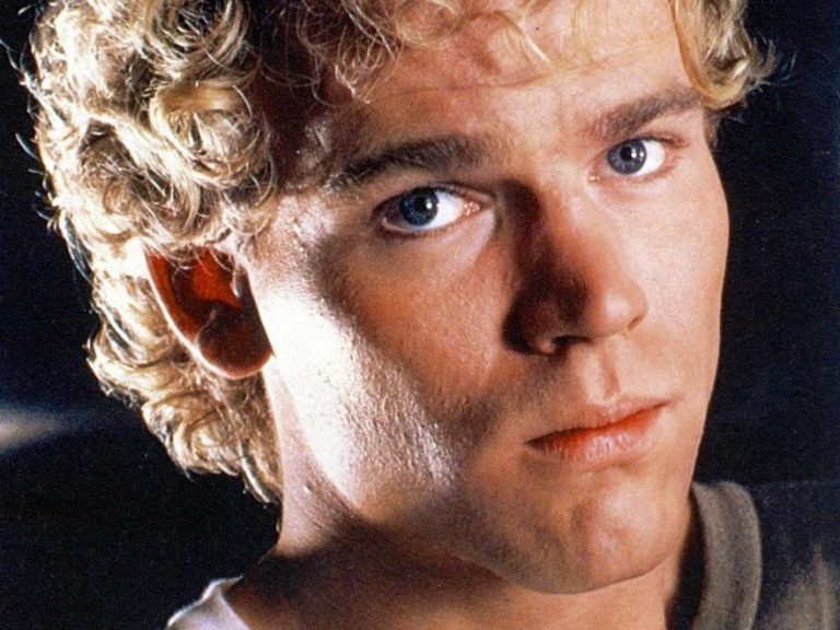 Merritt Butrick - Biography, Height & Life Story | Super Stars Bio