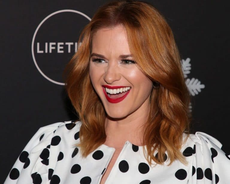 Sarah Drew - Biography, Height & Life Story | Super Stars Bio