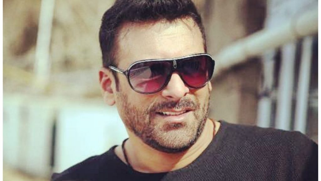 Shamoon Abbasi - Biography, Height & Life Story | Super Stars Bio