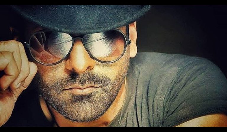 Shamoon Abbasi - Biography, Height & Life Story | Super Stars Bio