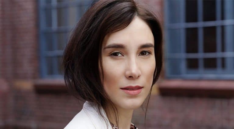 Sibel Kekilli - Biography, Height & Life Story | Super Stars Bio