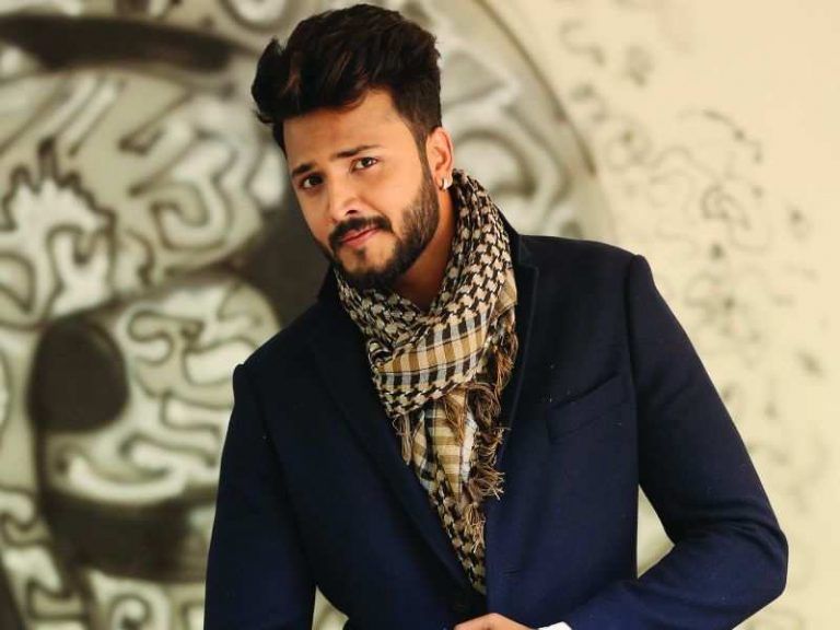 Vijay Suriya - Biography, Height & Life Story | Super Stars Bio