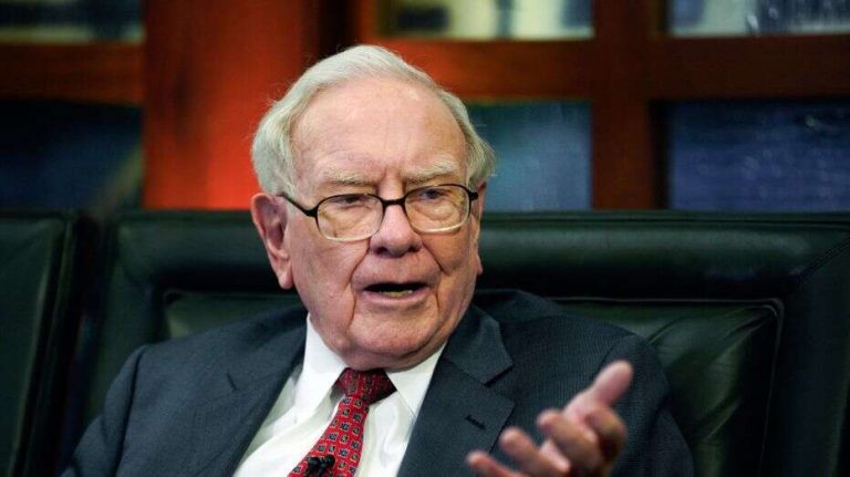 Warren Buffett - Biography, Height & Life Story | Super Stars Bio