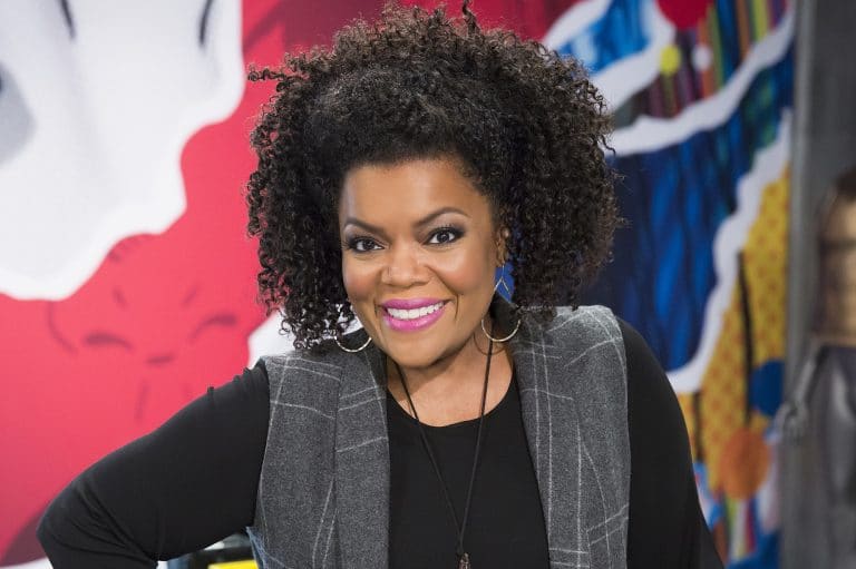 Yvette Nicole Brown - Biography, Height & Life Story | Super Stars Bio