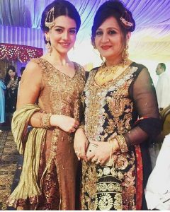 Asma Abbas - Biography, Height & Life Story | Super Stars Bio