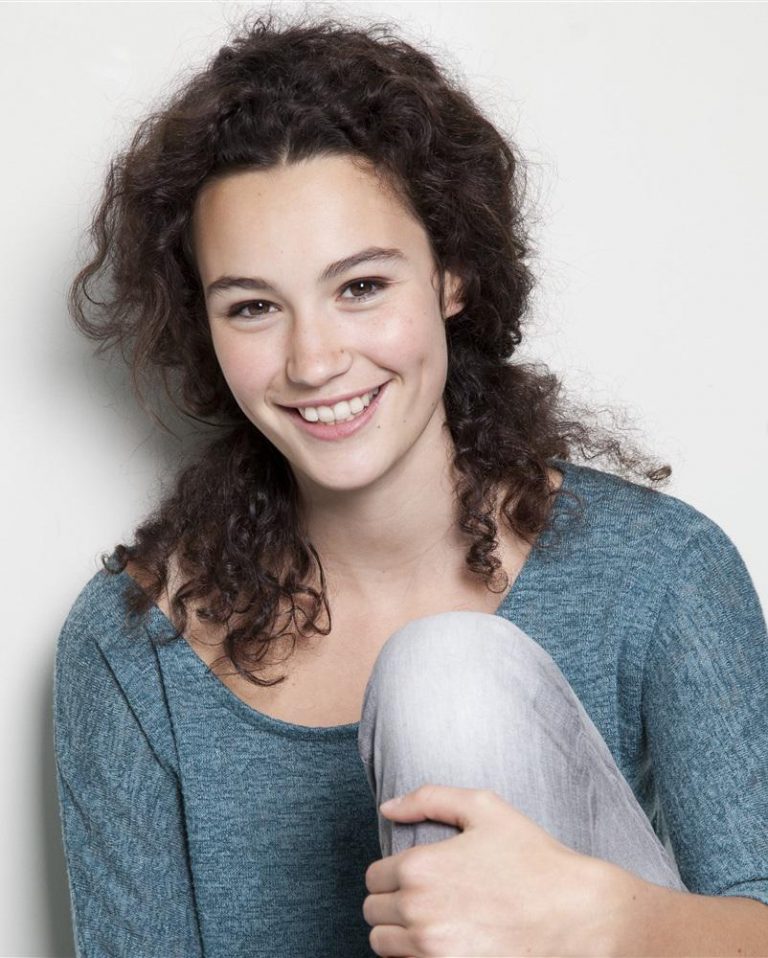 Ilona Bachelier - Biography, Height & Life Story | Super Stars Bio