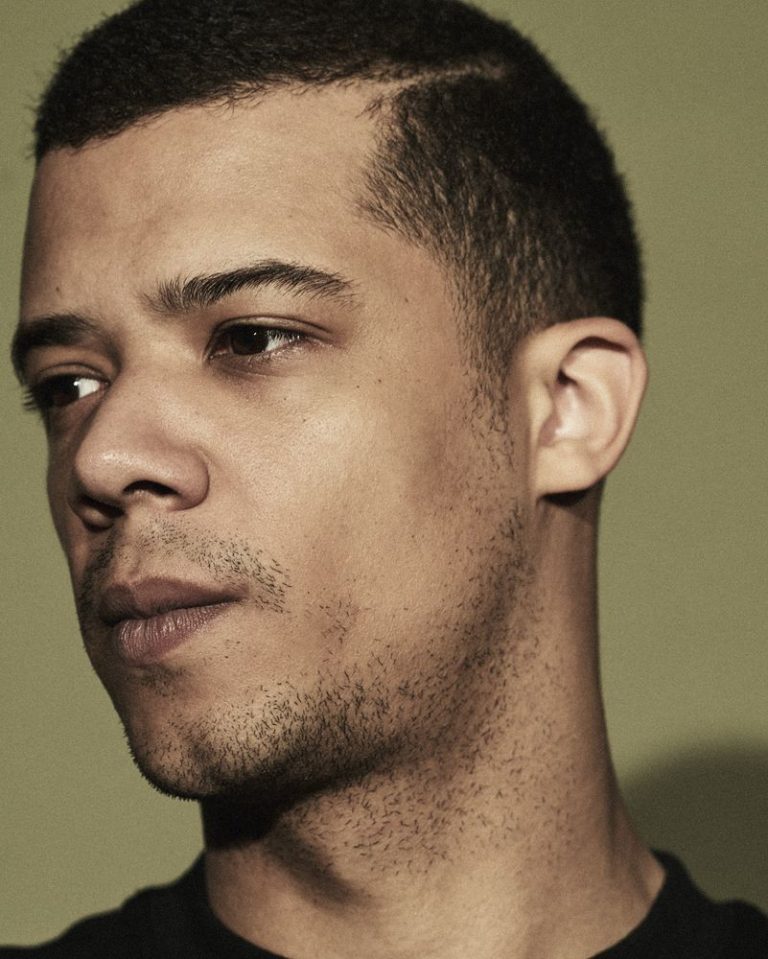 Jacob Anderson - Biography, Height & Life Story | Super Stars Bio