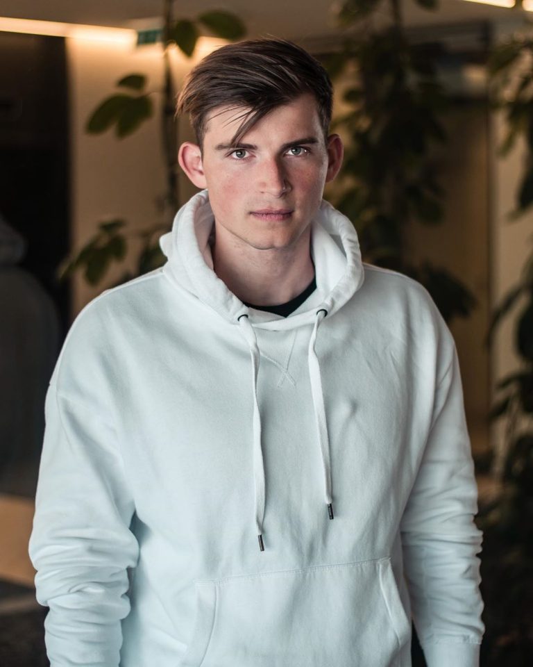 Adam Zakiewicz - Biography, Height & Life Story | Super Stars Bio