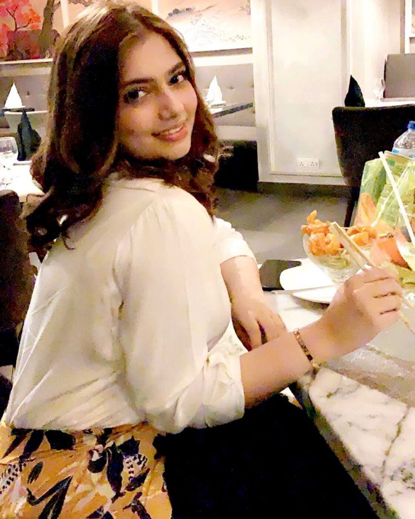 Hania Qureshi - Biography, Height & Life Story | Super Stars Bio
