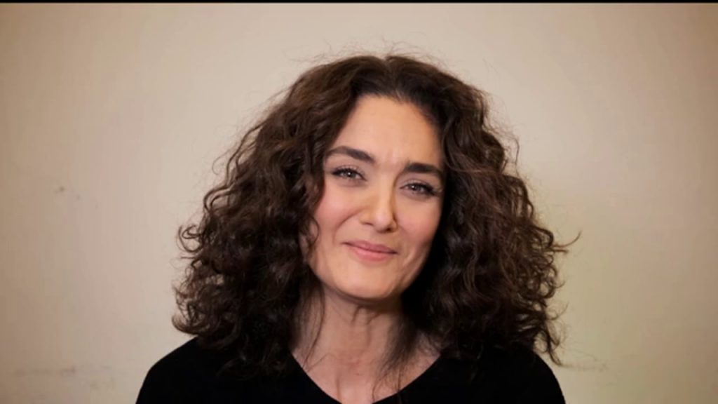 Başak Köklükaya - Biography, Height & Life Story | Super Stars Bio