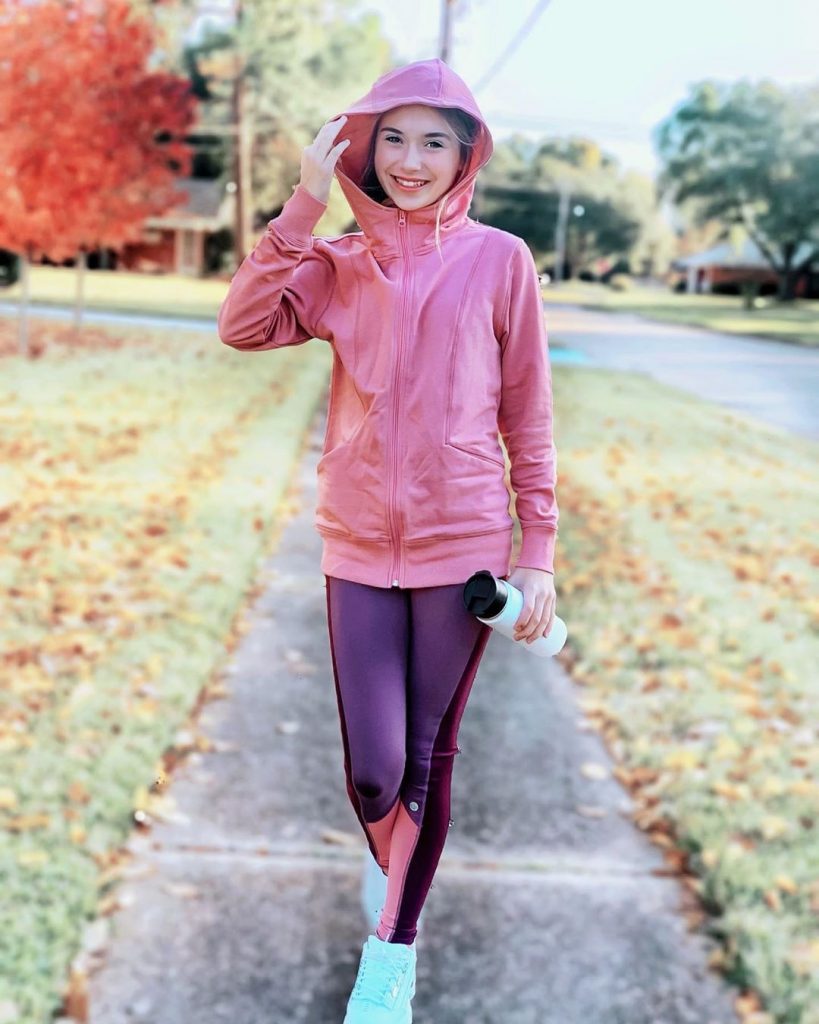 Emmy Buchanan - Biography, Height & Life Story | Super Stars Bio