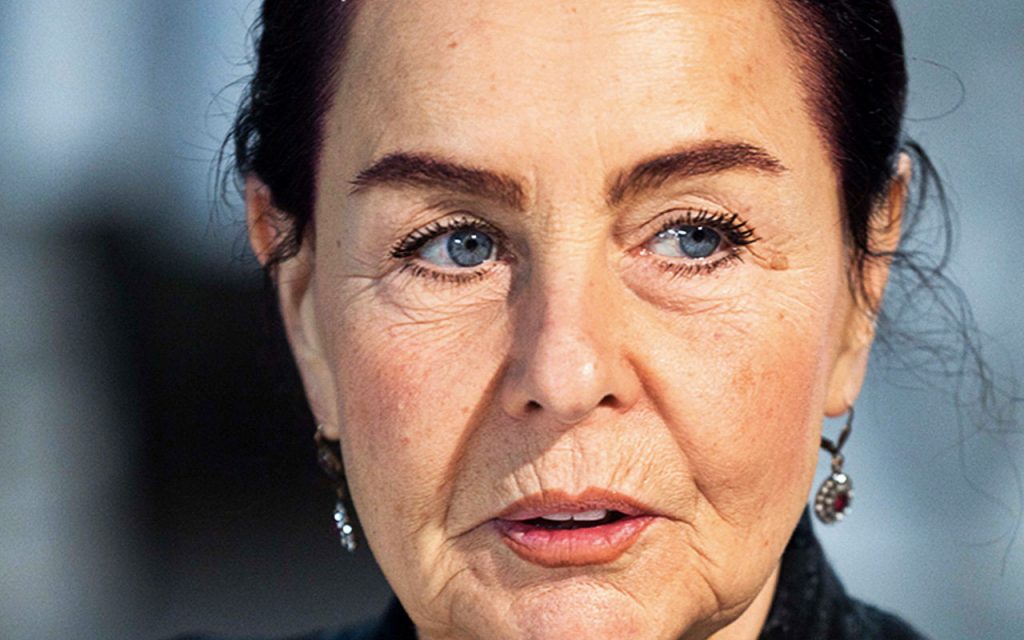 8 Things You Didn't Know About Fatma Girik - Super Stars Bio