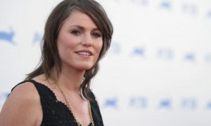 Jorja Fox - Biography, Height & Life Story | Super Stars Bio