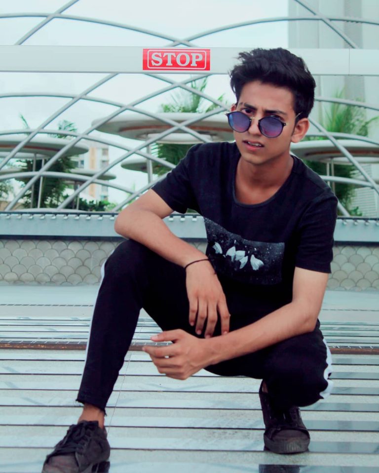 Karan Makwana - Biography, Height & Life Story | Super Stars Bio