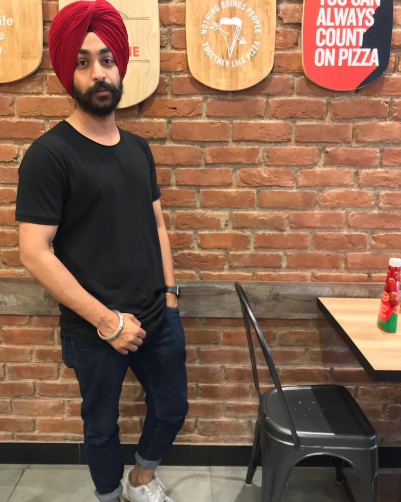 Meet Randhawa - Biography, Height & Life Story | Super Stars Bio