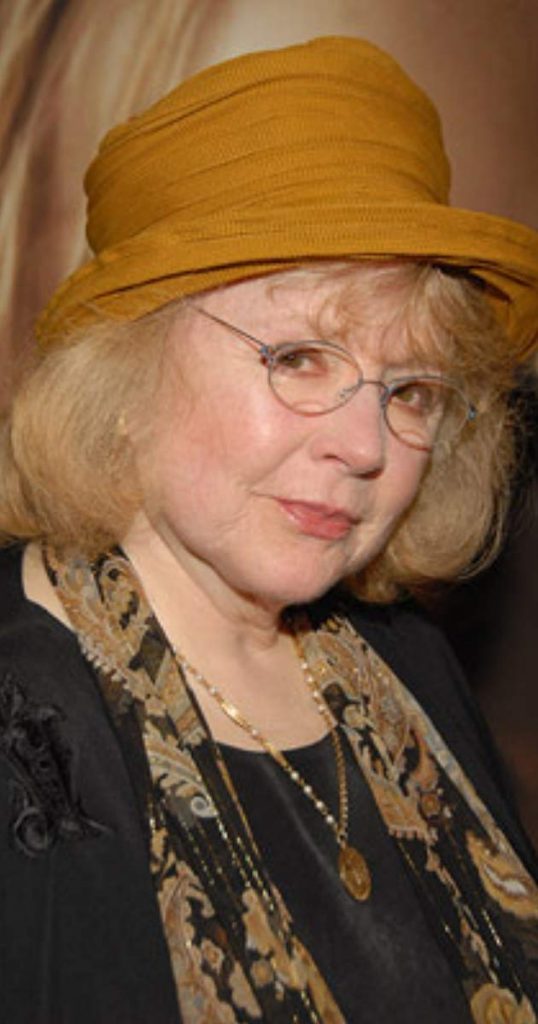 Piper Laurie - Biography, Height & Life Story | Super Stars Bio