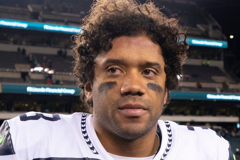 Russell Wilson - Biography, Height & Life Story | Super Stars Bio