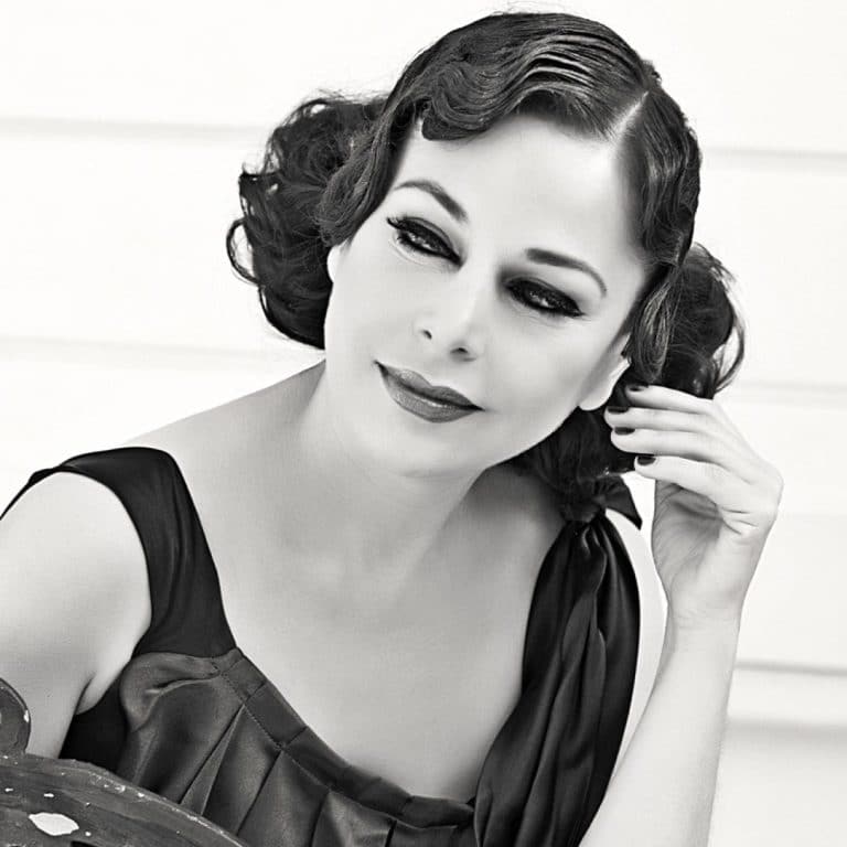 Şenay Gürler - Biography, Height & Life Story | Super Stars Bio