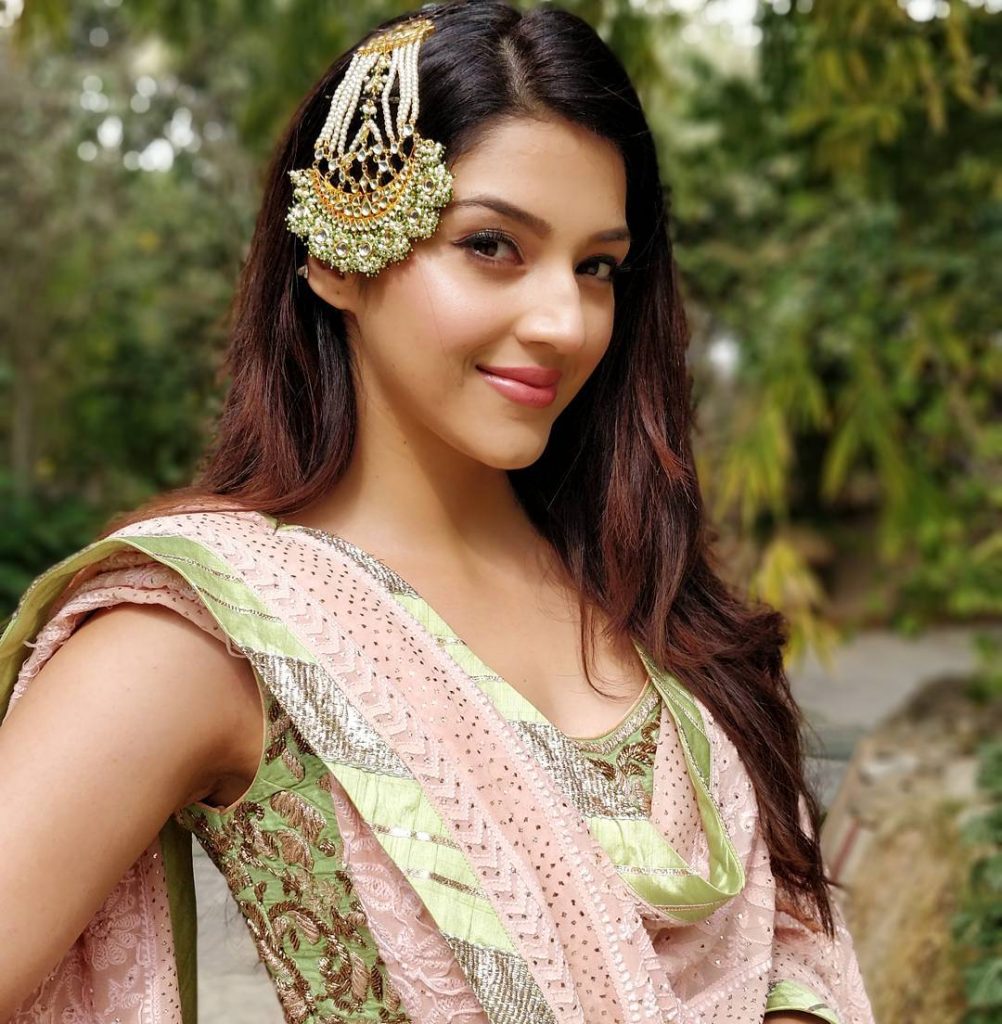 Mehreen Pirzada - Biography, Height & Life Story | Super Stars Bio