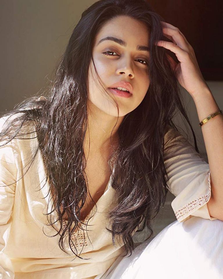 Naila Grewal - Biography, Height & Life Story | Super Stars Bio