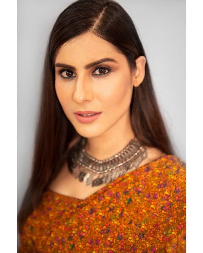 Sheetal Thakur - Biography, Height & Life Story | Super Stars Bio