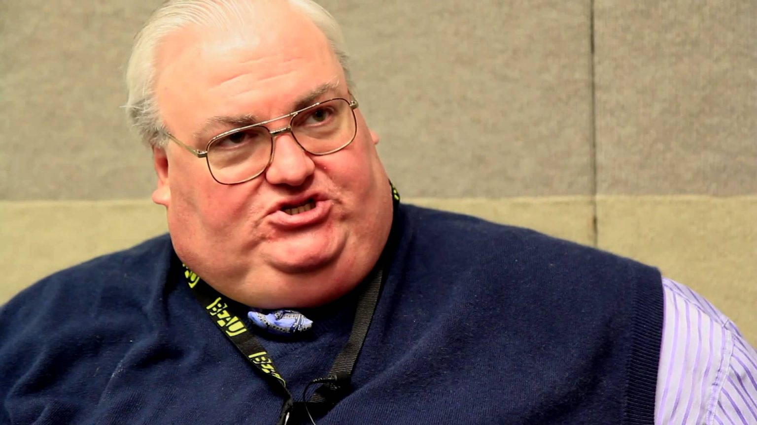 Simon Fisher-Becker - Biography, Height & Life Story | Super Stars Bio