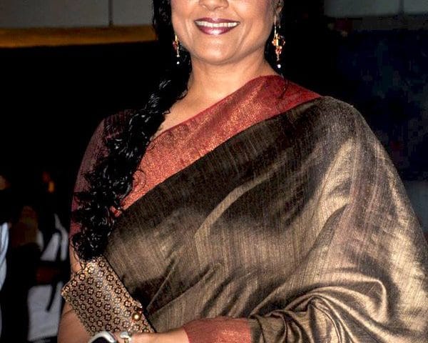 Tanvi Azmi - Biography, Height & Life Story | Super Stars Bio