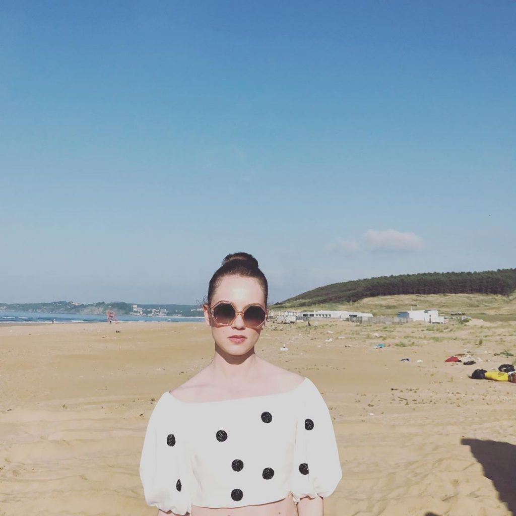 Ece Çeşmioğlu - Biography, Height & Life Story | Super Stars Bio