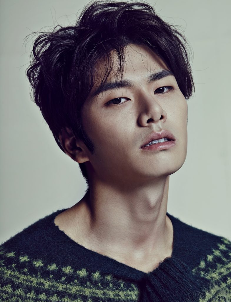 Lee Yi-kyung - Biography, Height & Life Story | Super Stars Bio