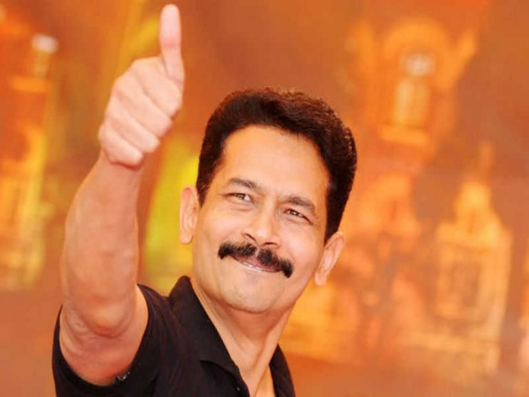 Atul Kulkarni - Biography, Height & Life Story | Super Stars Bio