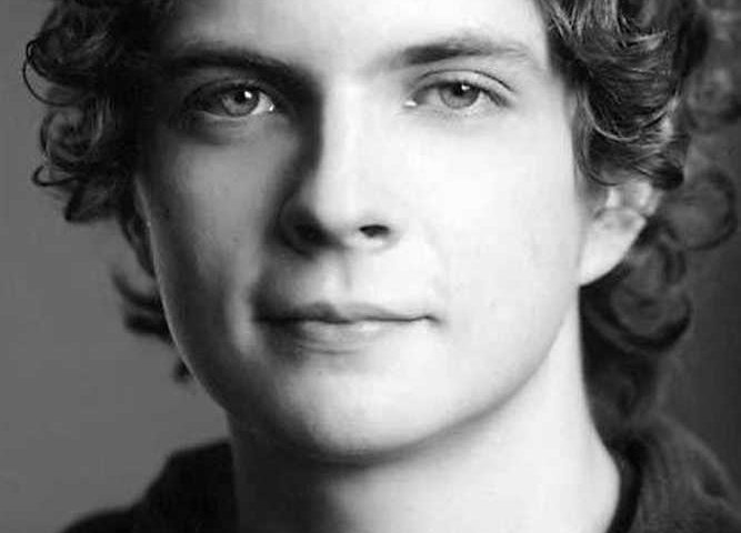 Erik Knudsen - Biography, Height & Life Story | Super Stars Bio