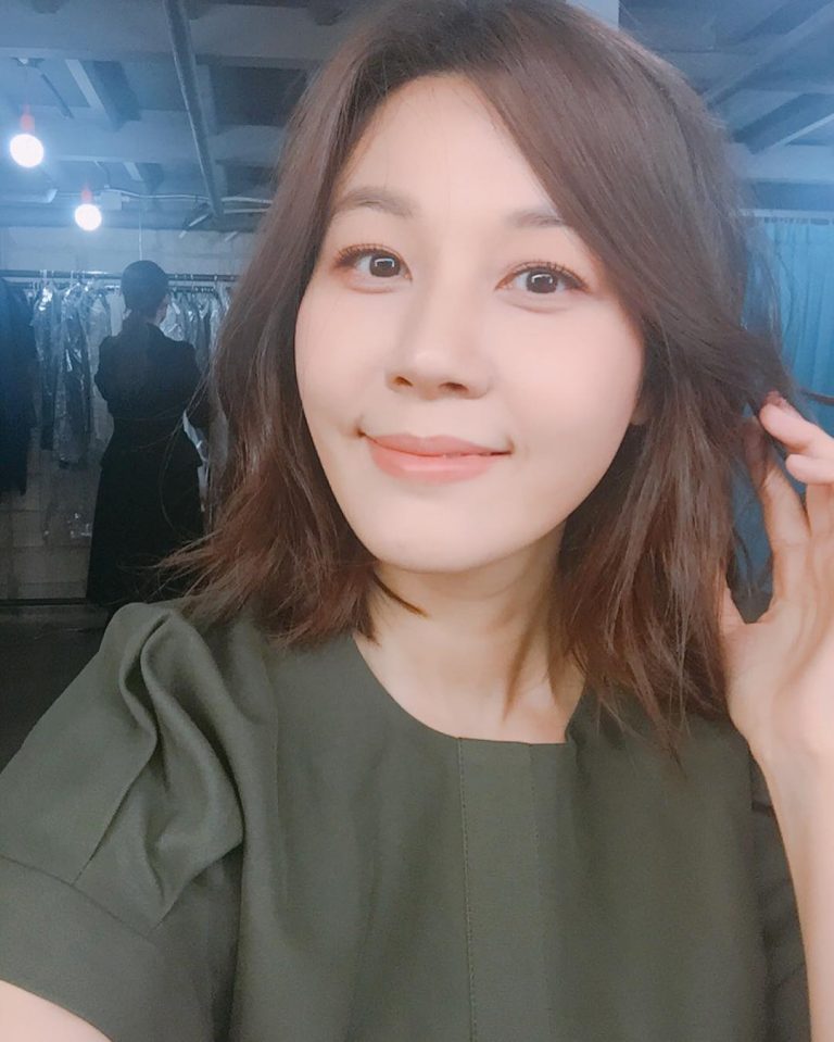Kim Ha-neul - Biography, Height & Life Story | Super Stars Bio