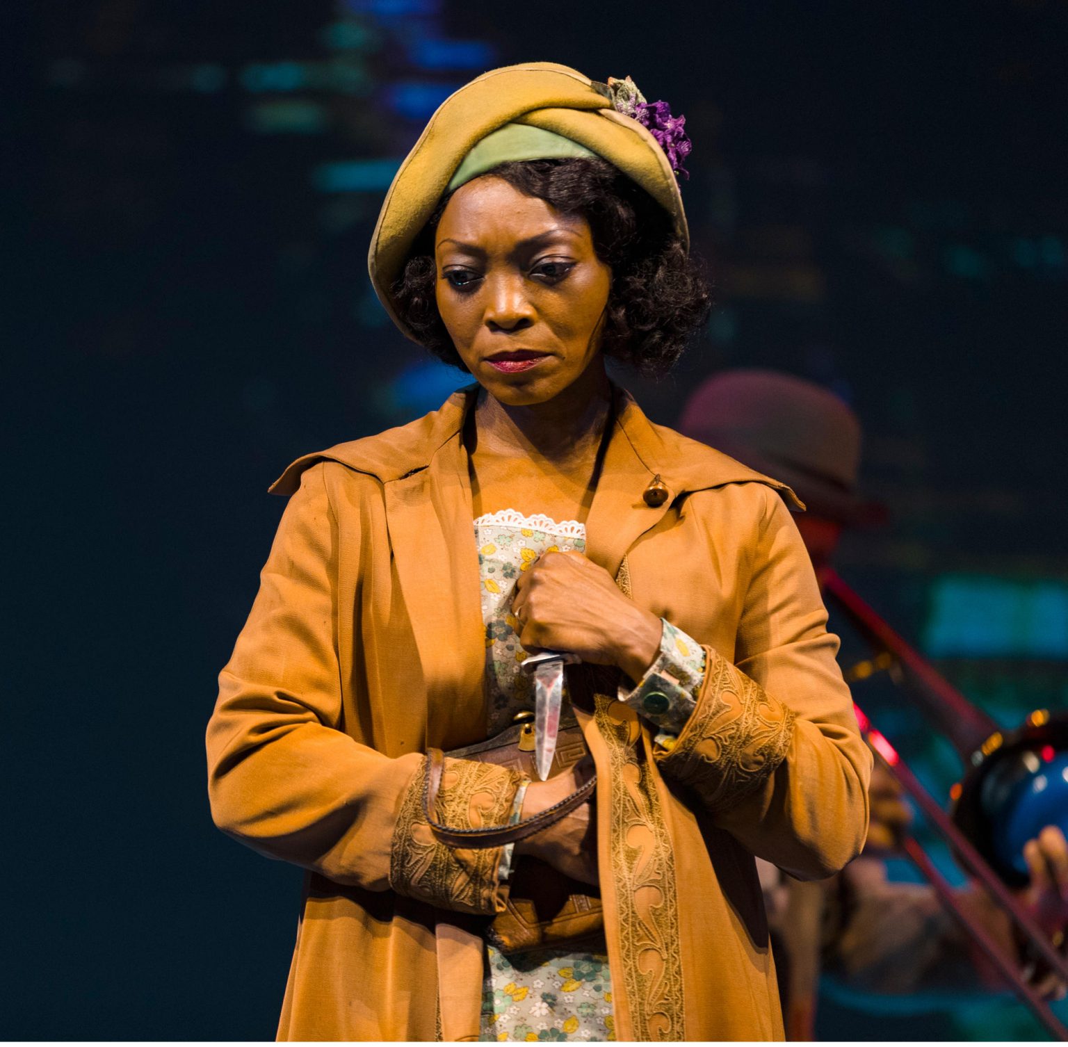 Shanesia Davis - Biography, Height & Life Story | Super Stars Bio