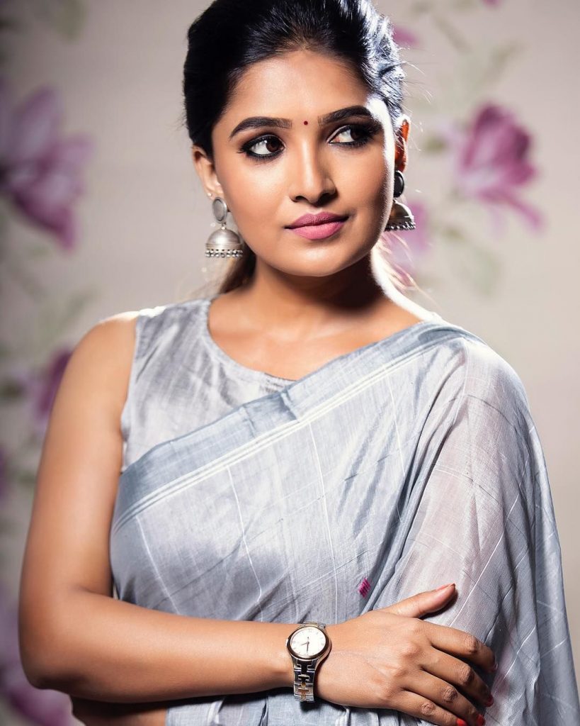 Vani Bhojan - Biography, Height & Life Story | Super Stars Bio