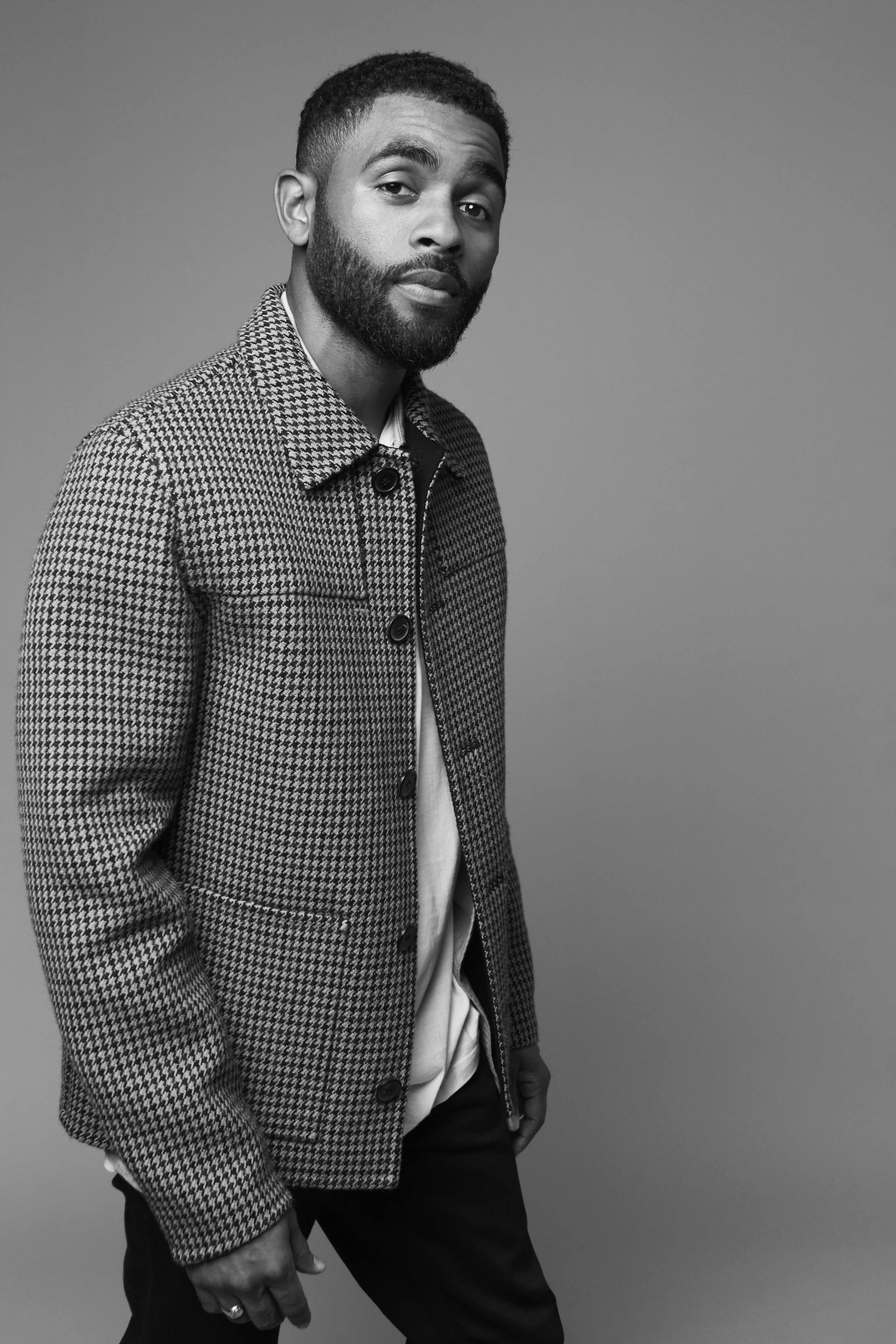 Anthony Welsh - Biography, Height & Life Story | Super Stars Bio