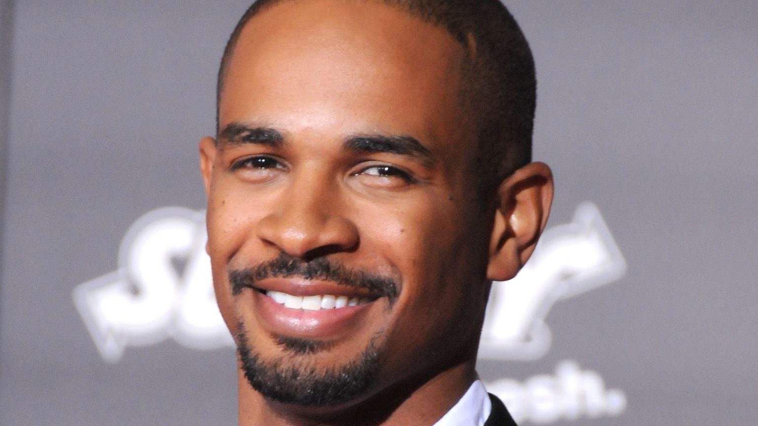 Damon Wayans Jr. - Biography, Height & Life Story | Super Stars Bio