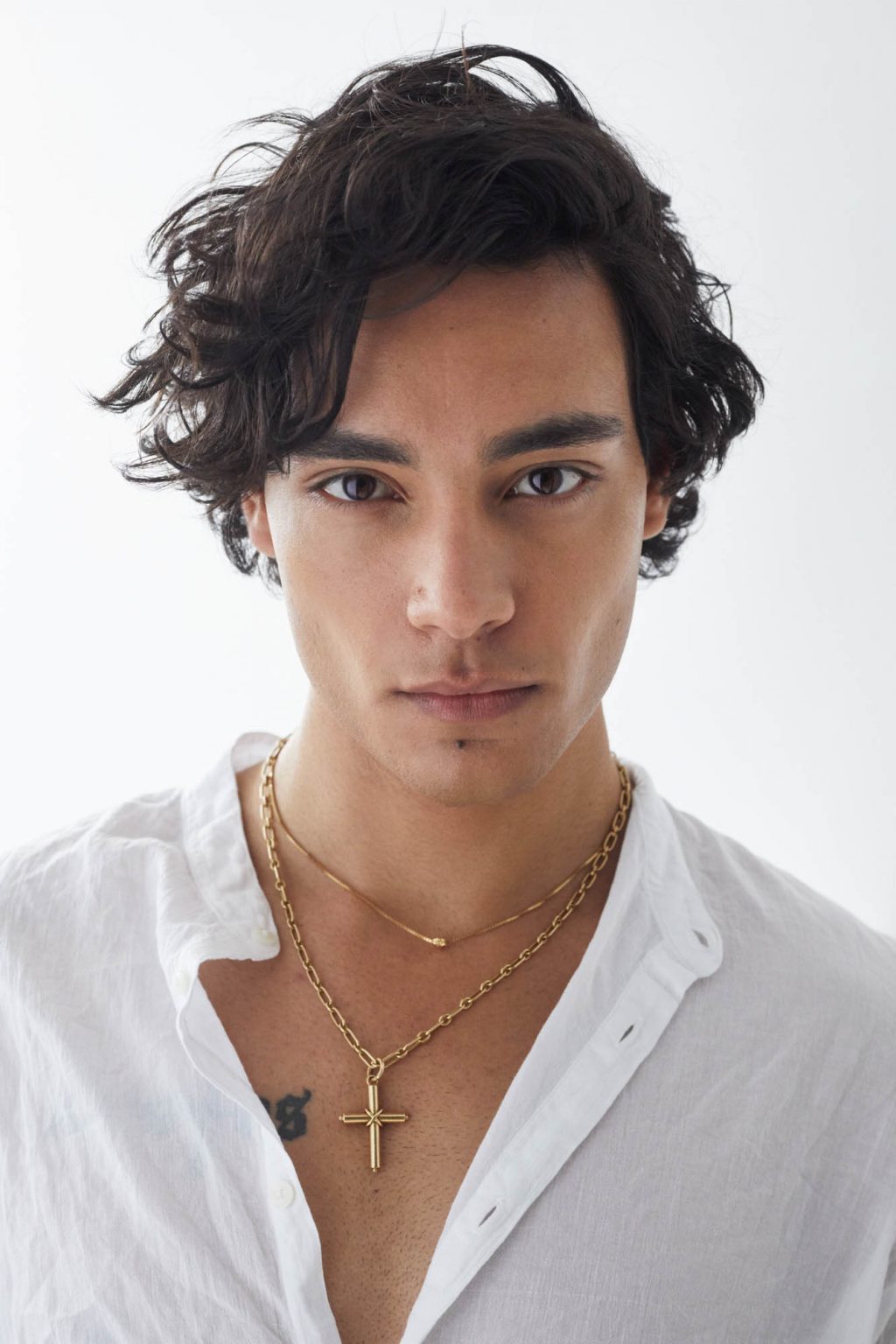 Evan Evagora - Biography, Height & Life Story | Super Stars Bio