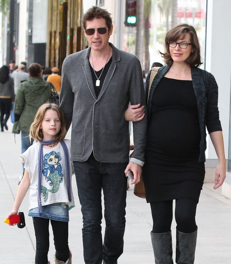 Ever Anderson - Biography, Height & Life Story | Super Stars Bio