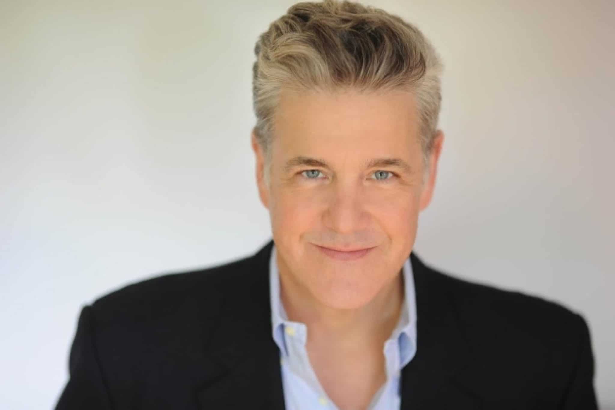 Jonathan Freeman - Biography, Height & Life Story | Super Stars Bio