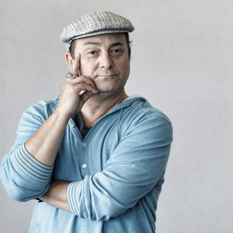 Kevin Pollak - Biography, Height & Life Story | Super Stars Bio