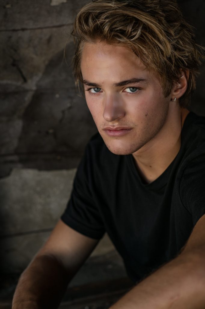 Mitchell Hoog - Biography, Height & Life Story | Super Stars Bio