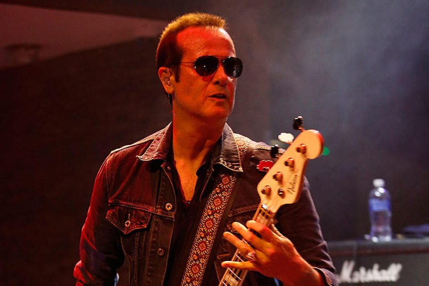 Robert DeLeo - Biography, Height & Life Story | Super Stars Bio