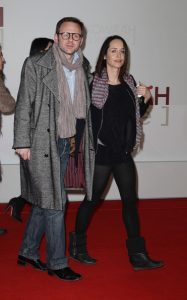 Samuel Finzi - Biography, Height & Life Story | Super Stars Bio