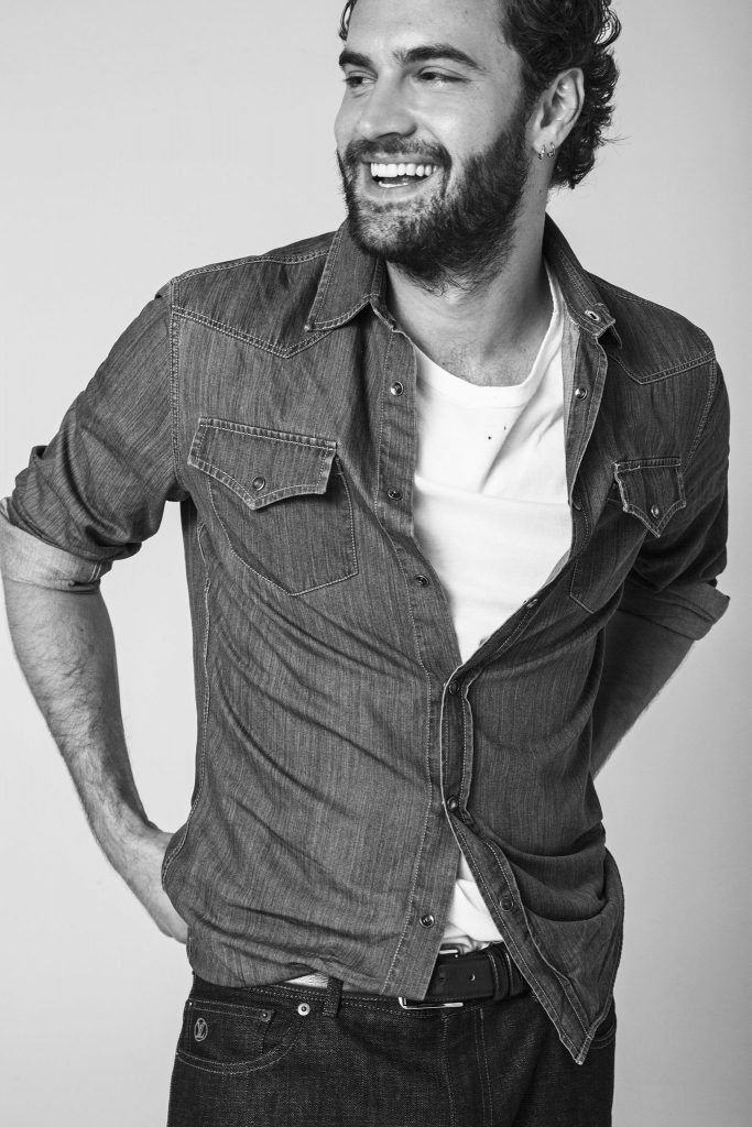 Tom Bateman - Biography, Height & Life Story | Super Stars Bio