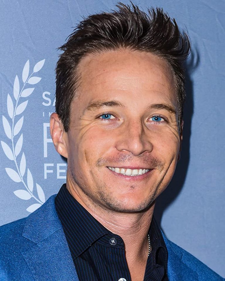 Travis Aaron Wade - Biography, Height & Life Story | Super Stars Bio