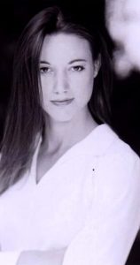 Zoie Palmer - Biography, Height & Life Story | Super Stars Bio